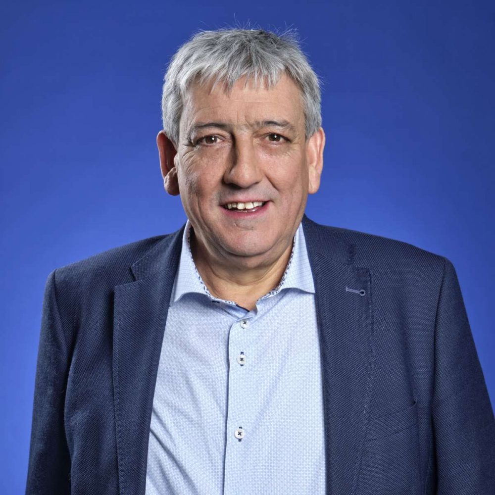 Le MR rend hommage à Eddy Bayard : le bourgmestre de Momignies s'en est ...