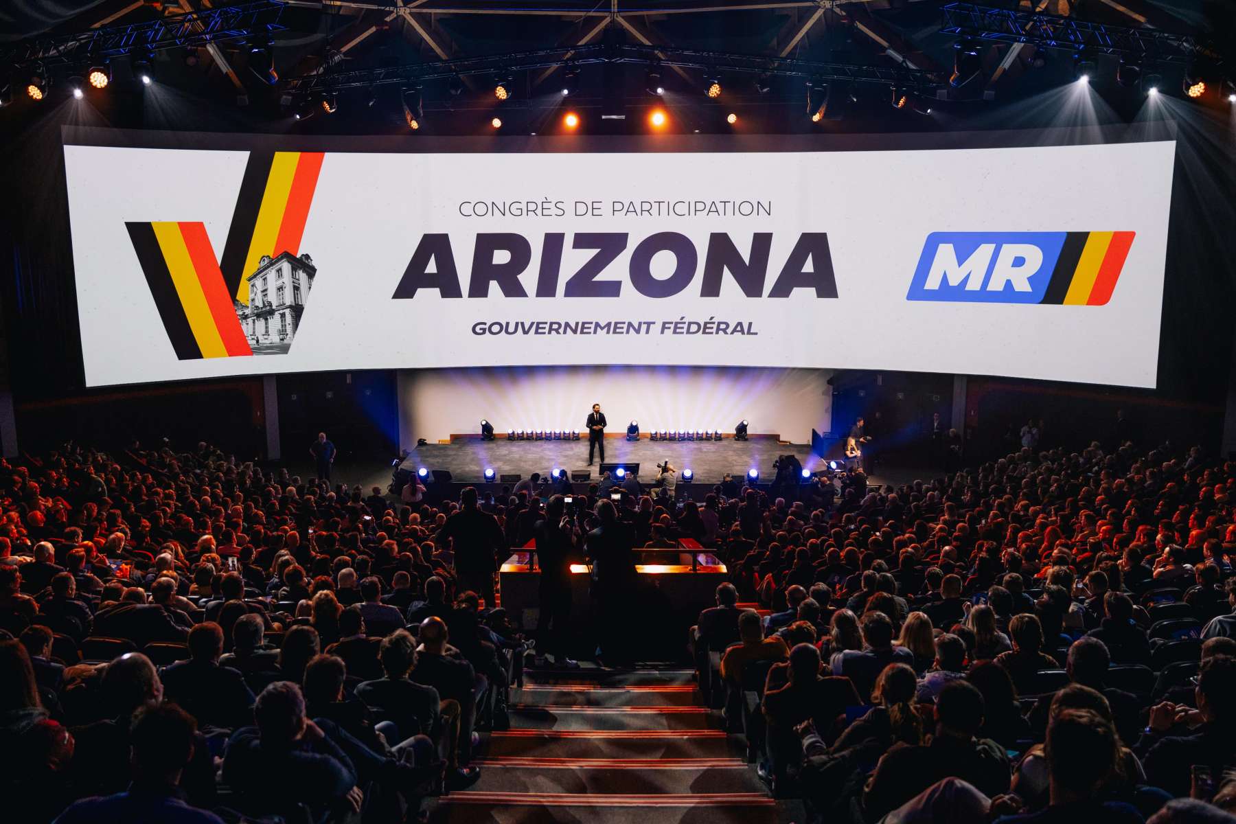 Le MR valide sa participation au gouvernement Arizona : un accord ...